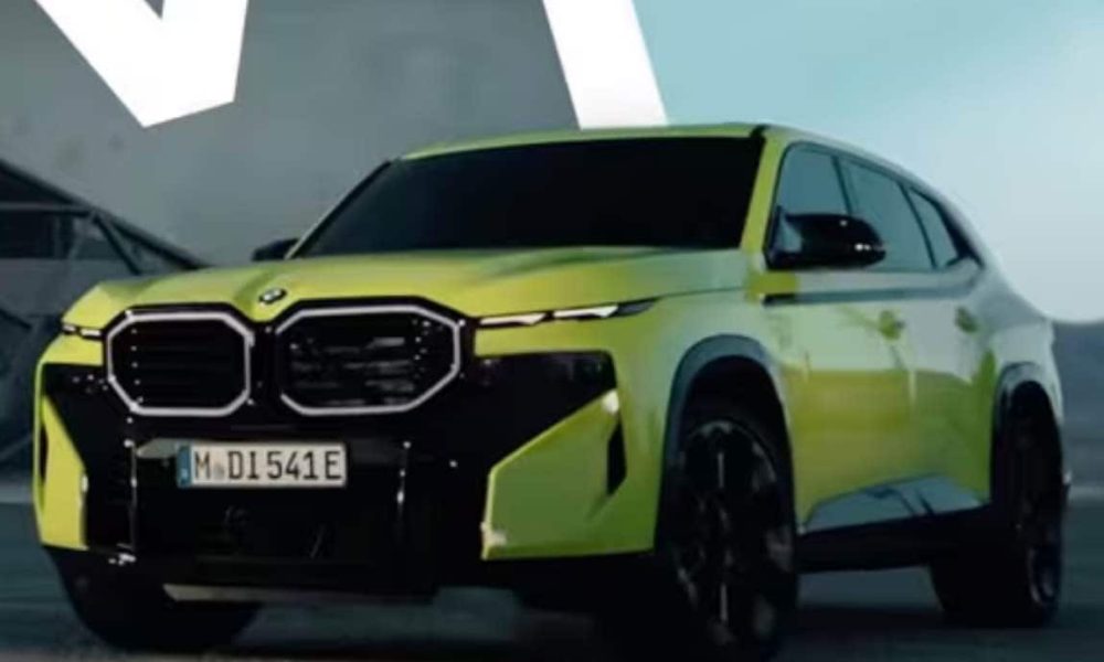 Nouveau BMW XM 50e : l'hybride rechargeable révolutionnaire avec 84 km ...